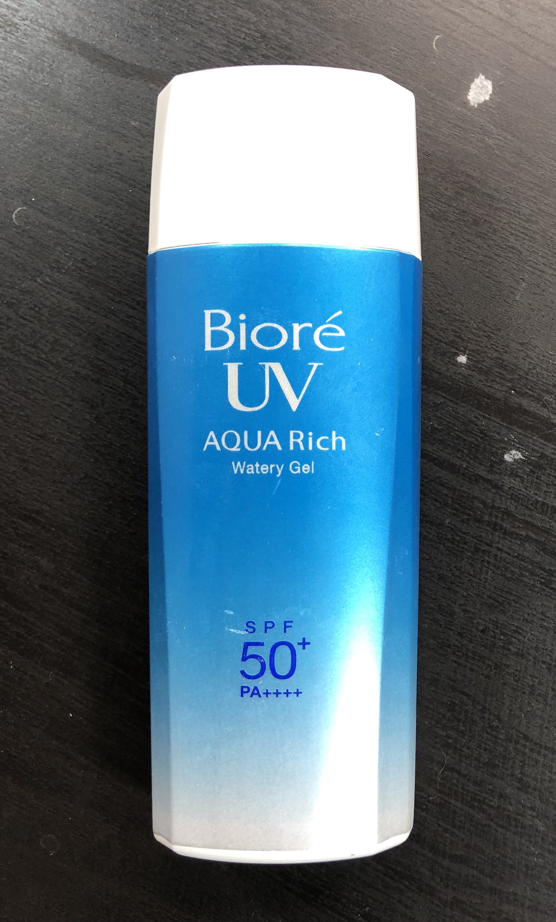 My Top 5 Sunscreens for Oily Skin – Wrinkles & War Paint